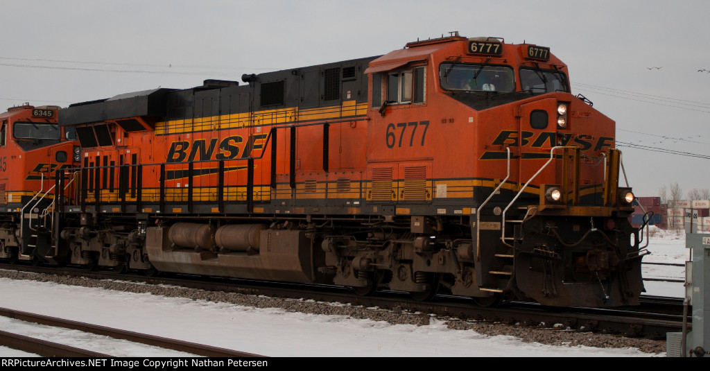 BNSF 6777